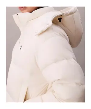Calvin Klein Short Down Puffer Jacket With Detachable Hood