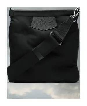 MAISON MARGIELA Glam Slam Sport Flat Pocket Shoulder Bag - Black