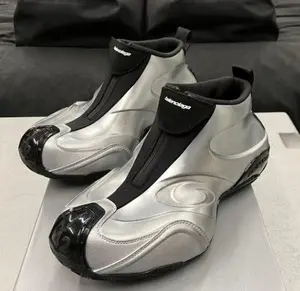 Balenciaga Loop Sports Icon Logo Debossed Basketball Sneakers - Silver/black