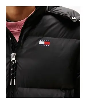 Tommy Hilfiger Quilted Hooded Puffer Jacket With Zip Closure