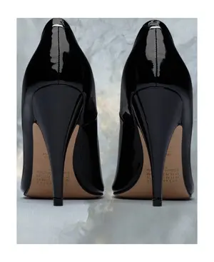 MAISON MARGIELA Tabi Patent Pumps