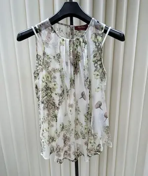 Max Mara Sleeveless Floral Print Top - Gray