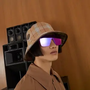 Gucci Reversible Gg Canvas Bucket Hat
