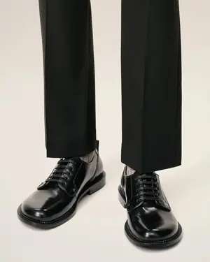 AMI Paris Anatomical Toe Leather Derby