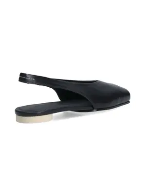 MAISON MARGIELA Square Toe Slingback Flat - Black