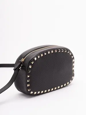 Valentino Garavani Rockstud Zip-up Shoulder Bag - Black