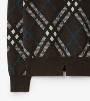 Burberry Argyle Pattern Crewneck Pullover - Black