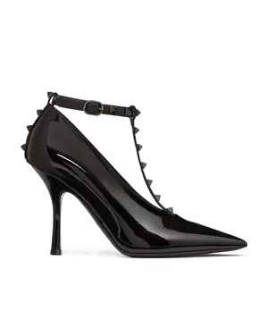 Valentino Garavani Rockstud Pointed High Heels