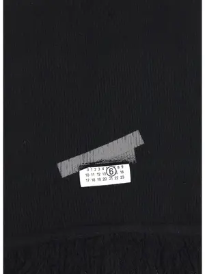 MAISON MARGIELA Logo Patch Fringed Scarf