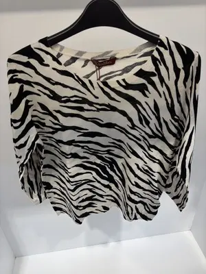 Max Mara Long Sleeve Round Neck Sweater