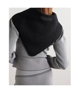 Jacquemus The Gros Grain Shawl