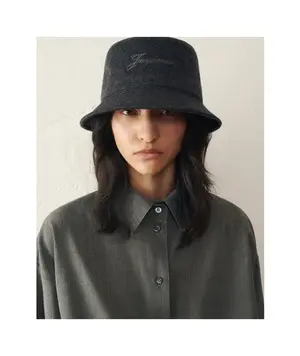 Jacquemus Embroidered Logo Bucket Hat - Dark Gray