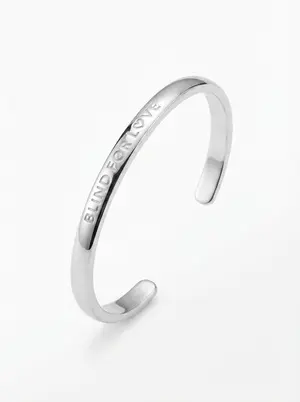 Gucci Blind For Love Bangle Bracelet - Silver