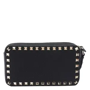 Valentino Garavani Rockstud Zip-up Clutch Bag