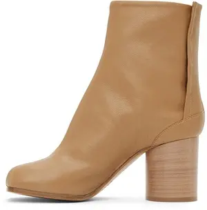 MAISON MARGIELA Tabi Ankle Boots - Nude