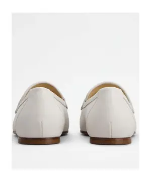 TOD'S T-logo Almond Toe Loafers