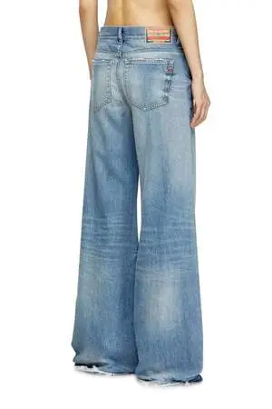 DIESEL® 1978 D-akemi Wide-leg Jeans