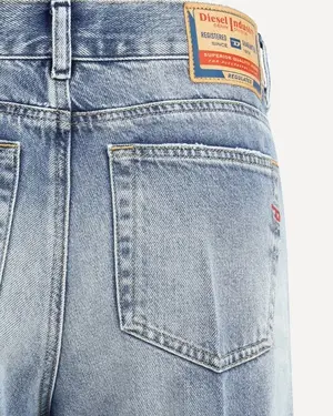 DIESEL® 1978 D-akemi Wide-leg Jeans