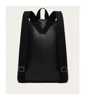 Valentino Garavani Vlogo Signature Zip-up Backpack