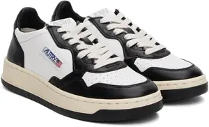 AUTRY Medalist Low Sneakers - Black