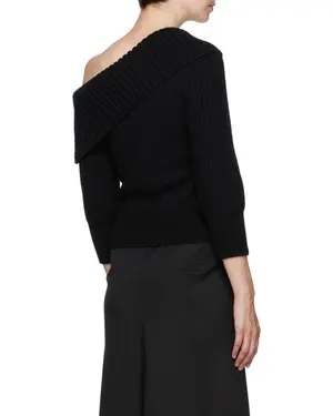 Alexander McQueen Cold-shoulder Asymmetrical Knit Top