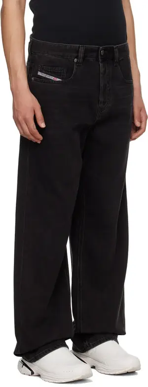 DIESEL® 2001 D-macro Straight Jeans - Black