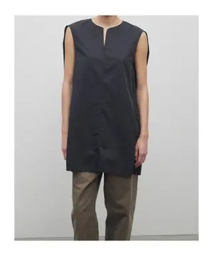 THE ROW Owen Sleeveless Top