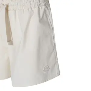 Moncler Elastic Waistband Flared Shorts With Logo - Beige