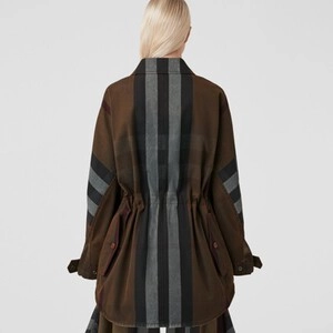 Burberry Checked Long-sleeve Jacket