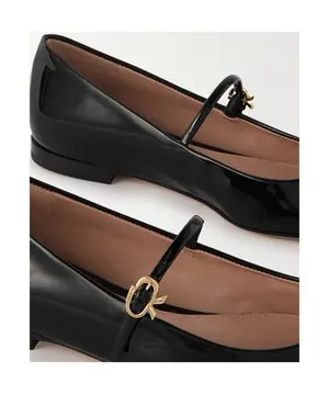 GIANVITO ROSSI Pointed Toe Mary Jane Flats