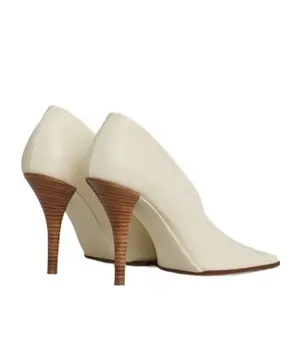 Alaïa Soft Square Pumps In Leather - White