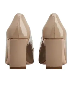 ROGER VIVIER Logo Buckled Block Heel Pumps - Beige