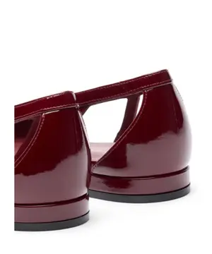 STUART WEITZMAN Pointed Toe Cutout Flat - Red