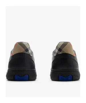 Burberry Terrace Lace-up Sneakers With Equestrian Knight Detail - Black/sand