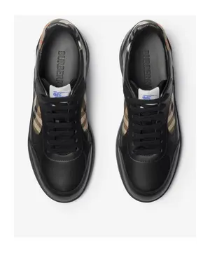Burberry Terrace Lace-up Sneakers With Equestrian Knight Detail - Black/sand
