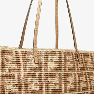 Fendi Large Ff Crochet Tote Bag - Beige