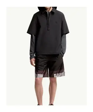 Moncler Logo Patch Short-sleeve Polo Shirt - Black