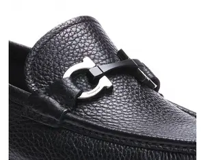 FERRAGAMO Gancini Detail Loafers - Black