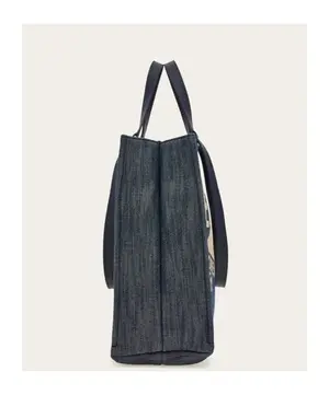 FERRAGAMO Logo Detailed Tote Bag - Black