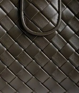 Bottega Veneta Teen Lauren 1980 With Chain Bag - Khaki