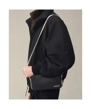 Jacquemus Logo Plaque Utility Shoulder Bag - Black