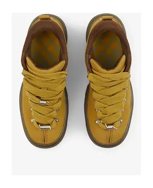 Burberry Round Toe Lace-up Ankle Boots