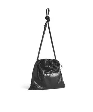 Balenciaga Logo Detailed Drawstring Shoulder Bag - Black