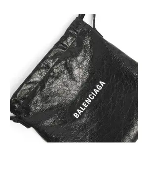 Balenciaga Logo Detailed Drawstring Shoulder Bag - Black