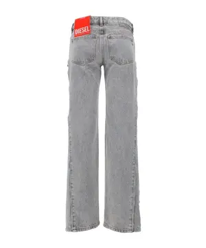 DIESEL® 2002 Low-rise Straight-leg Jeans