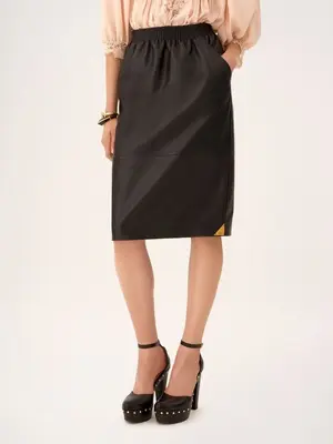 Chloé Leather Knee-length Pencil Skirt With Gold Logo Detail