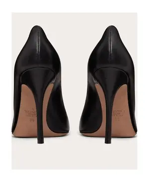 Valentino Garavani One Stud Pointed Toe Pumps