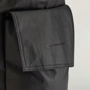 Y3 Logo Detailed Pocket Tote Bag - Black