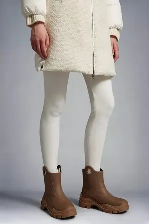 Moncler Round Toe Pull On Boots