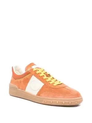 Valentino Garavani Upvillage Logo-detail Sneakers - Multicolor